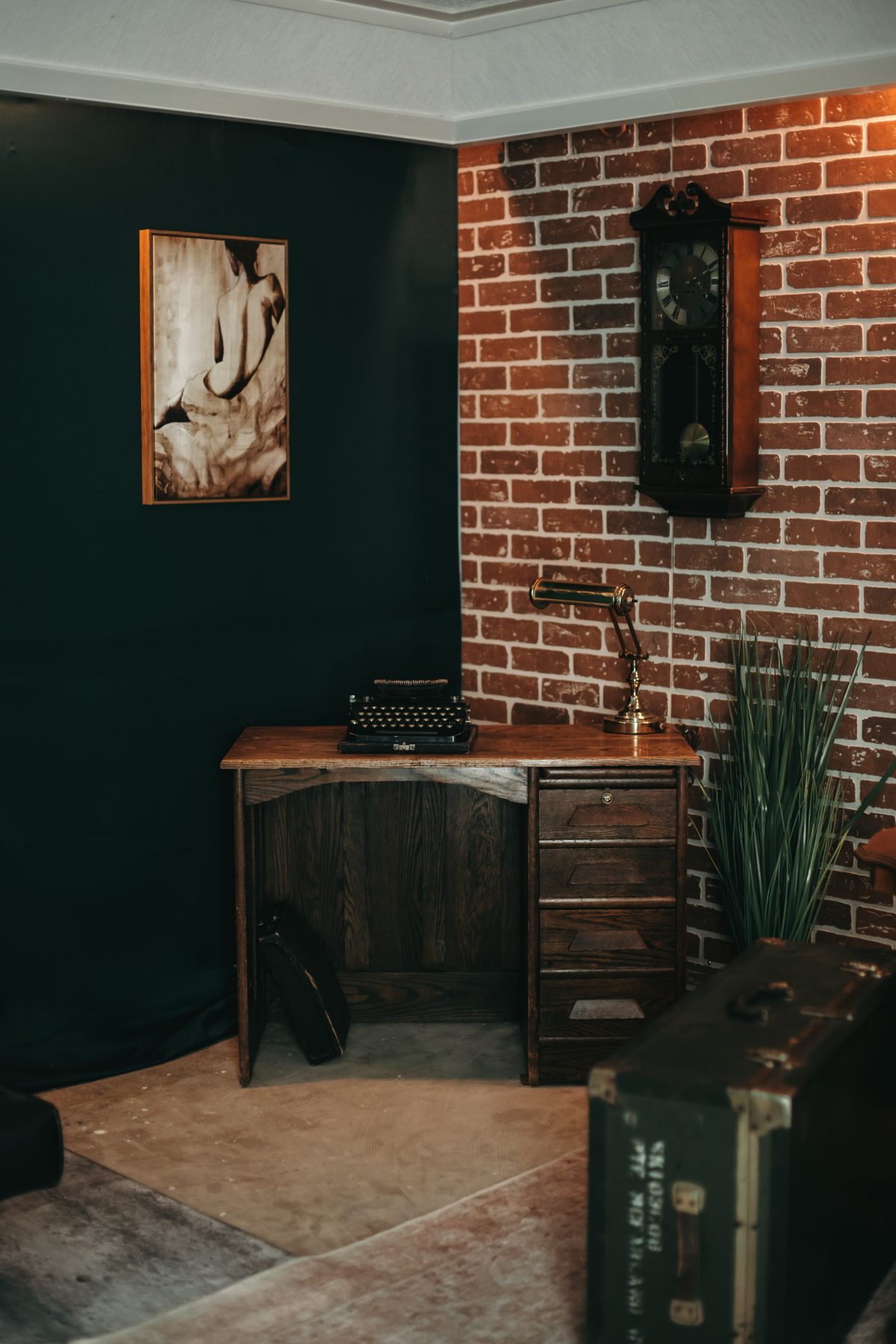 Cinematic Lifestyle Boudoir Ideas | Gabriela Cruz